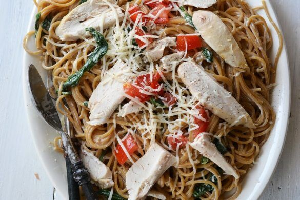 Tocanita de rosii - Topala de porodici - Bucătăria Urecheatei